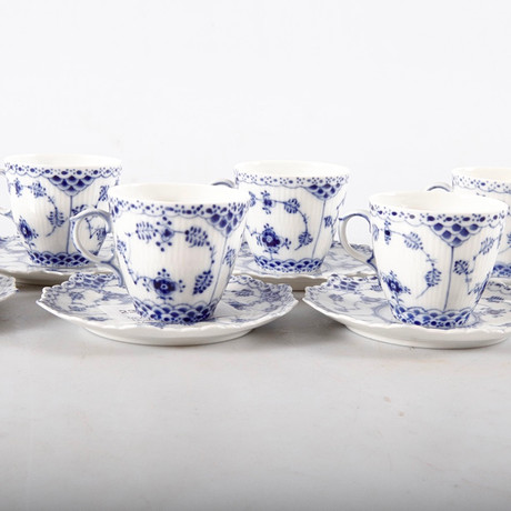 MOCCASERVIS, 12 delar, porslin, "Musselmalet" helblond, Royal ...