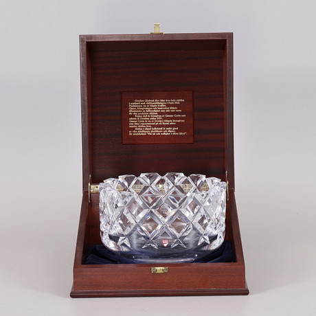 GUNNAR CYRÉN. "Sofiero", Schale, geschliffenes Kristall, Orrefors ...