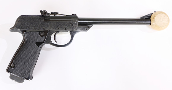 AIR PISTOL, Single shot, make Walther, model LP53, caliber 4.5mm, phone ...