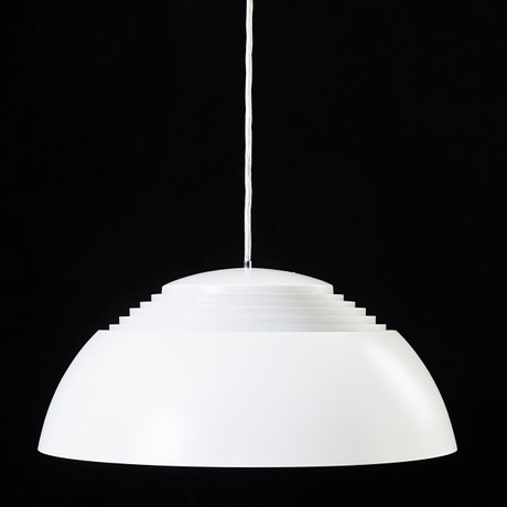ARNE JACOBSEN. Taklampa, "AJ Pendel", Louis Poulsen. Belysning & Lampor ...
