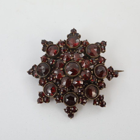 BROSCH, granat, gulddoublé, granater. Smycken & Ädelstenar - Broscher ...