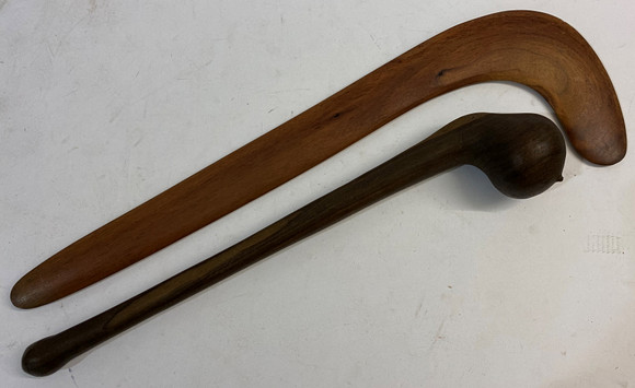 A RUNGA WAR CLUB AND AN ASYMMETRICAL BOOMERANG. Weapons & Militaria ...
