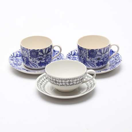 KOP MED FAD, "Momosa", Rörstrand og KOPPER MED FAD, 2 stk, "Blå Blomst", Gefle. Keramik ...