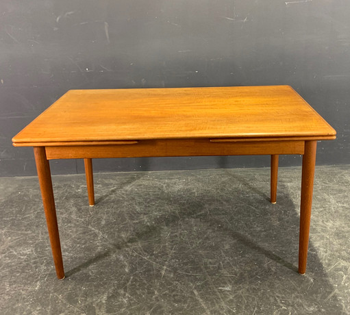 UTDRAGBART MATBORD. Möbler - Bord - Auctionet