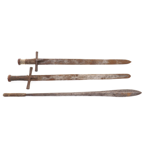 TWO NORTH AFRICAN BLADED WEAPONS, EARLY 20TH CENTURY. Weapons ...