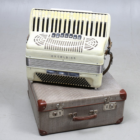 DRAGSPEL, Excelsior. Samlarföremål - Musikinstrument - Auctionet