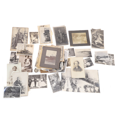 A COLLECTION OF FAMILY PHOTOGRAPHS OF CHARLES ALFRED COOKE, BATTLE OF ...