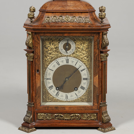 A 19TH CENTURY GERMAN EIGHT DAY WALNUT BRACKET CLOCK. Clocks & Watches ...