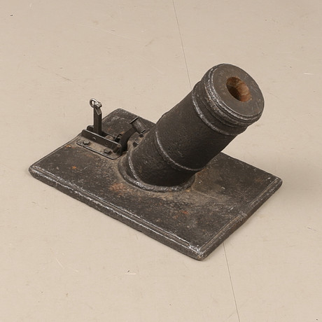 KANON, signalkanon med slaglås, Tyskland 1800-tal. Vapen & Militaria ...