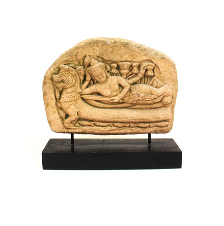 CARVED STONE RELIEF PANEL. Miscellaneous - Miscellaneous - Auctionet