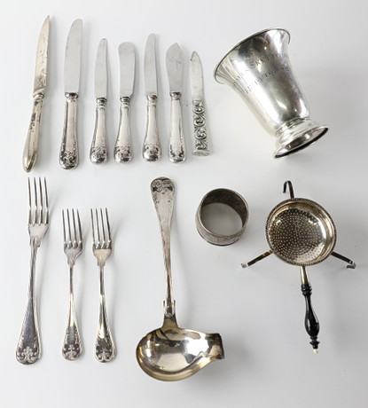 SILVER, various objects, weight 635 grams. Silver & Metals - Silver ...