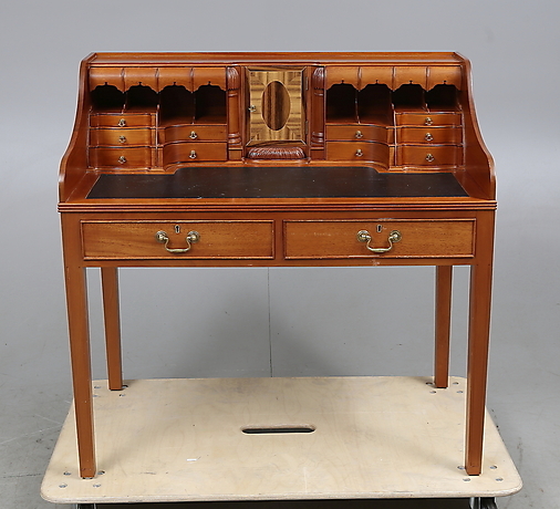 DESK WITH ESSAY, 1900s. Furniture - Tables - Auctionet