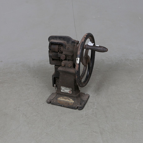 HAND CRANK MACHINE, probably for leather processing in the shoe ...