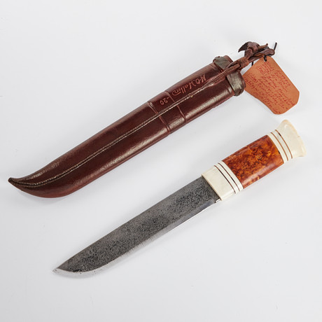 NILS OVE WALLIN - EJE BRODIN. Huggare, sametyp. Etnografika - Auctionet