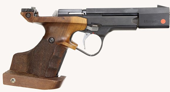 49. PISTOL, Semi-automatic, make Unique, model DES/69-U, caliber .22LR ...