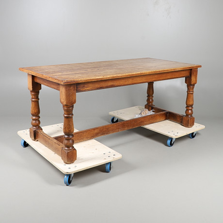 A LATE 20TH CENTURY OAK REFECTORY STYLE TABLE. Furniture - Tables ...