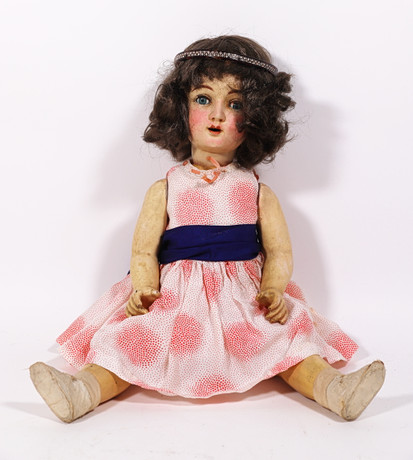 MB DOLL, GERMANY, 1930s. PLASTERBOARD. Toys - Toys - Auctionet