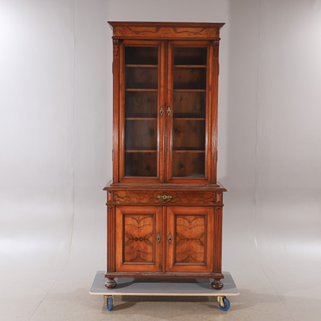 BOKSKÅP, mahogny, nyrenässans. Möbler - Skåp & Hyllor - Auctionet