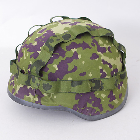 BATTLE HELMET, CGF Gallet, NATO model. Coins, Medals & Stamps - Auctionet