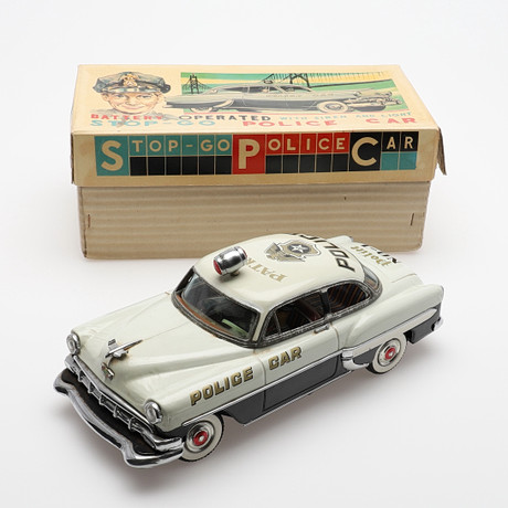 ELECTRIC TOY CAR IN THE SHAPE OF AN AMERICAN POLICE CAR, Marusan Toys ...