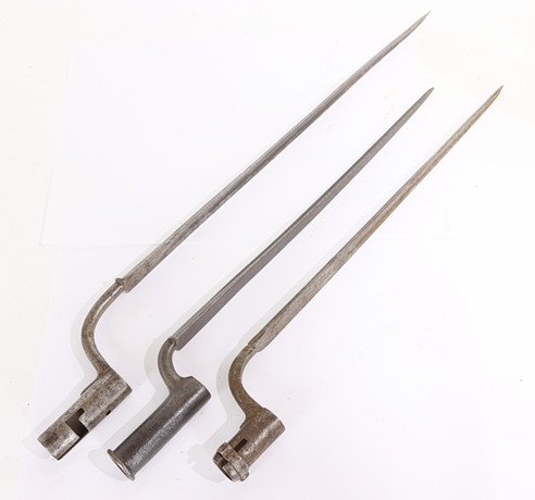 BAYONETS. Weapons & Militaria - Edged weapons - Auctionet