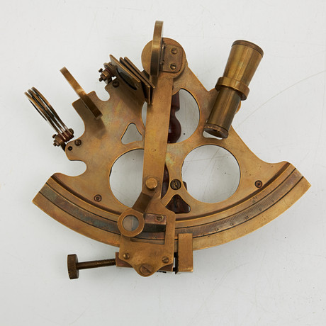 SEXTANT, early 20th century, brass, turned wood handle, no maker's mark ...