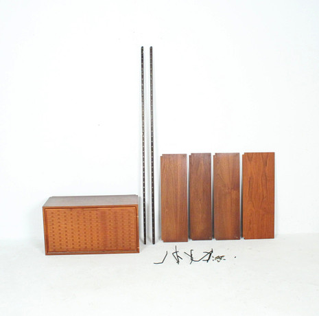 POUL CADOVIUS. litet hyllsystem. Möbler - Skåp & Hyllor - Auctionet