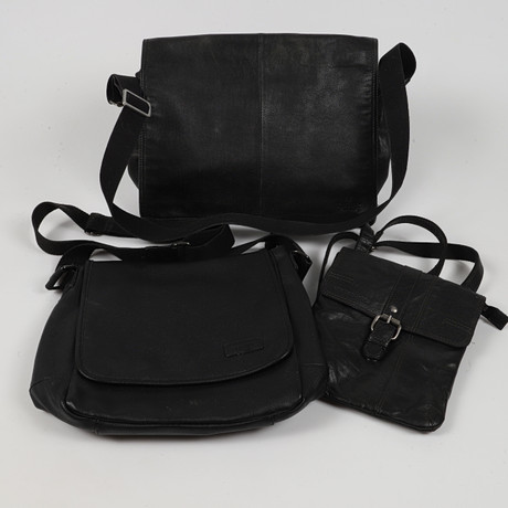 HANDVÄSKOR, 3 stycken, svart skinn, Spikes & Sparrow, Bozzini samt ...