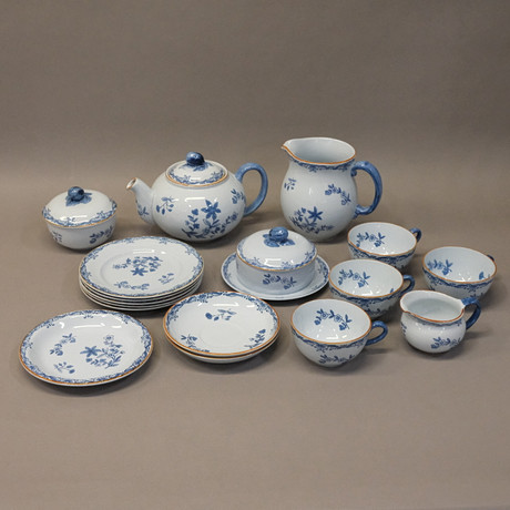 PIPE STRAND, TEA SET PARTS, EAST INDIA, 17 PIECES. Ceramics & Porcelain ...