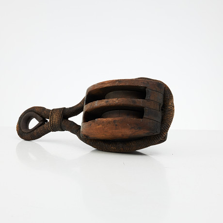 BLOCK, second half of the 19th century, two-cut, oak, hanging in ...