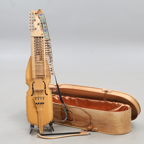 ANDERS SKANTZ. Key harp no 1 with bow and case, 1988. Miscellaneous ...