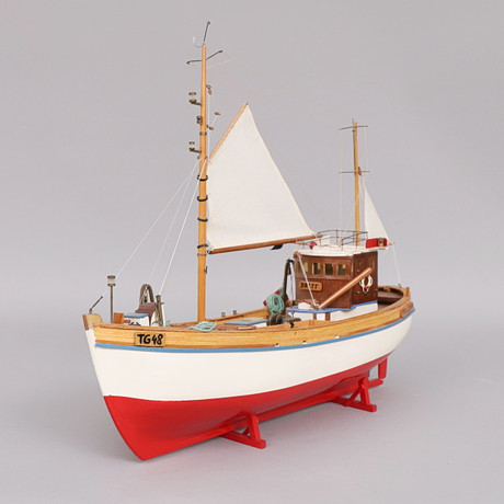 MODEL BOAT, wooden, trawler Britt, Trelleborg. Collectables - Technica ...