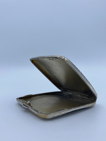 CIGARETTFODRAL. SILVER. ANDRA TREDJE 1900-TALET. Silver & Metall ...