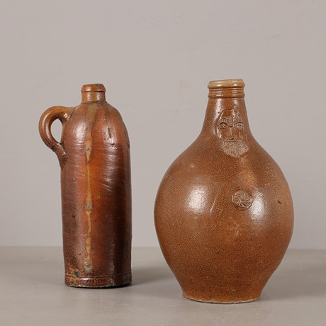 KRUS, 2 stycken, bl a Heinrich Mattoni Karlsbader, lergods, 1900-tal ...