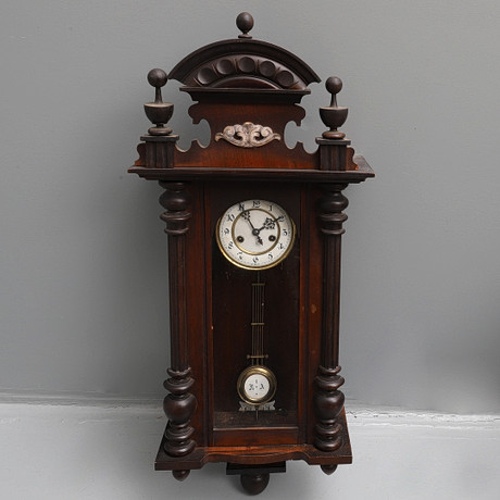 BECKER, GERMANY. A VIENNA STYLE MAHOGANY CASED WALL CLOCK, LATE 19TH ...