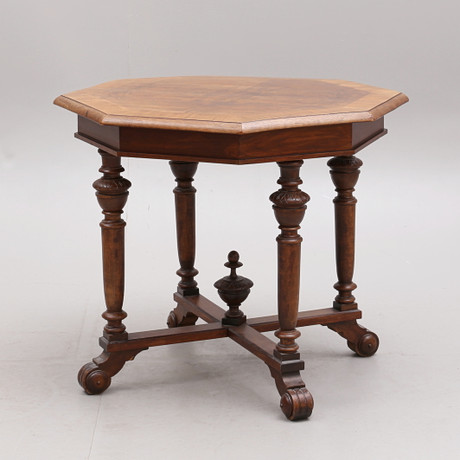 TABLE, octagonal, early 20th century. Furniture - Tables - Auctionet
