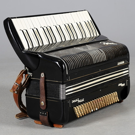 PIANO DRAG PLAY, 3 choirs, Joles Pelle, Särna, Sweden. Miscellaneous ...