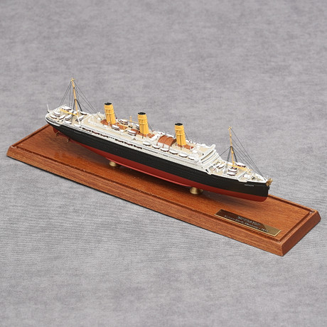 SHIP MODEL, Classic Ship Collection, "IMPERATOR". Toys - Toys - Auctionet