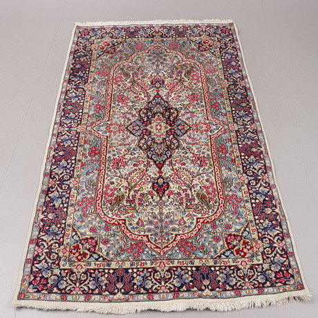 MATTA, persisk, 240 x 150 cm. Mattor & Textil - Mattor - Auctionet