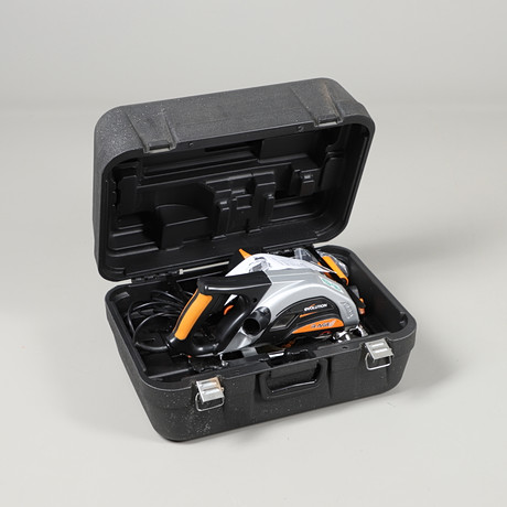 AN EVOLUTION RAGE CIRCULAR SAW. Miscellaneous - Modern Tools - Auctionet