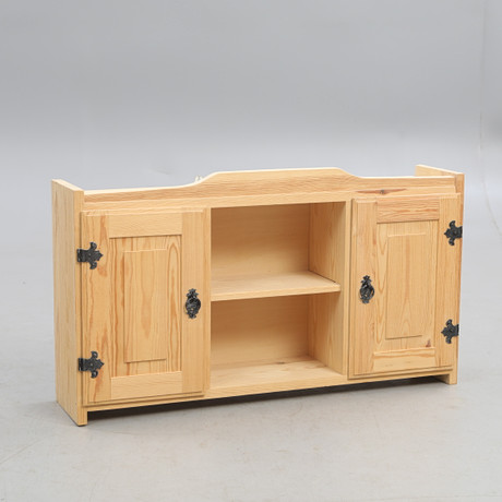 VÄGGHYLLA. Möbler - Skåp & Hyllor - Auctionet