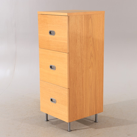 MUEBLE PARA DOCUMENTOS, roble con patas de acero, años 2000. Muebles ...