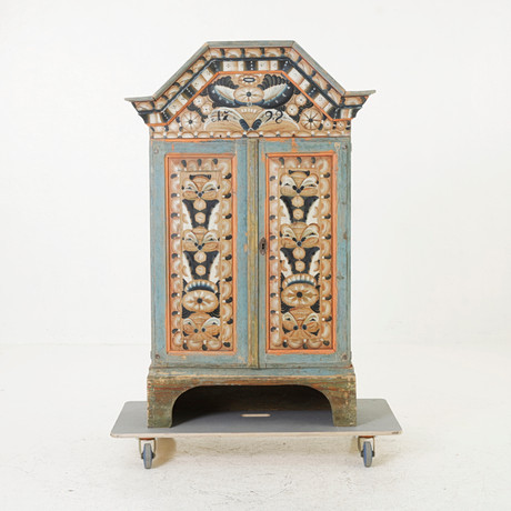 SKÅP, allmoge, 1700-tal, Dalarna, originalmåleri med dekor av kurbits ...