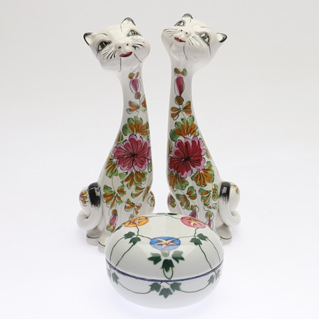 FIGURINES and LOCK BOX, 3 parts, porcelain, among others Italy ...