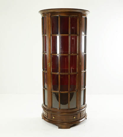 DISPLAY CABINET, SELVA, Italen, 1900s. Furniture - Cupboards & shelves ...
