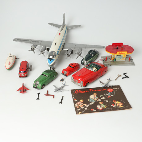 PARTI LEKSAKER, Schuco, 11 delar, flygplan, bilar, med mera, Tyskland ...