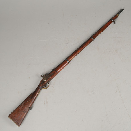 A VICTORIAN MILITARY PERCUSSION CAP MUSKET. Weapons & Militaria - Guns ...