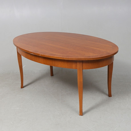 SOFFBORD. möjligen Selva, Italien. Möbler - Bord - Auctionet