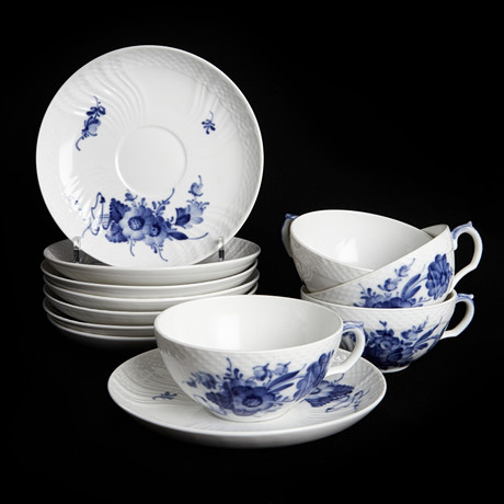 ROYAL COPENHAGEN, "Blue flower", 4 tea cups and saucers, porcelain ...