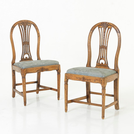 STOLAR, 1 par, gustavianska, modell axet, skuren dekor. Möbler ...